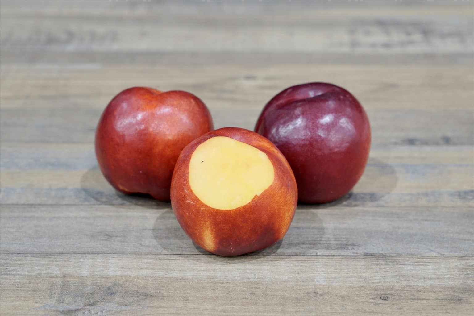 Premium Aussie Stonefruit | SHARP Fruit